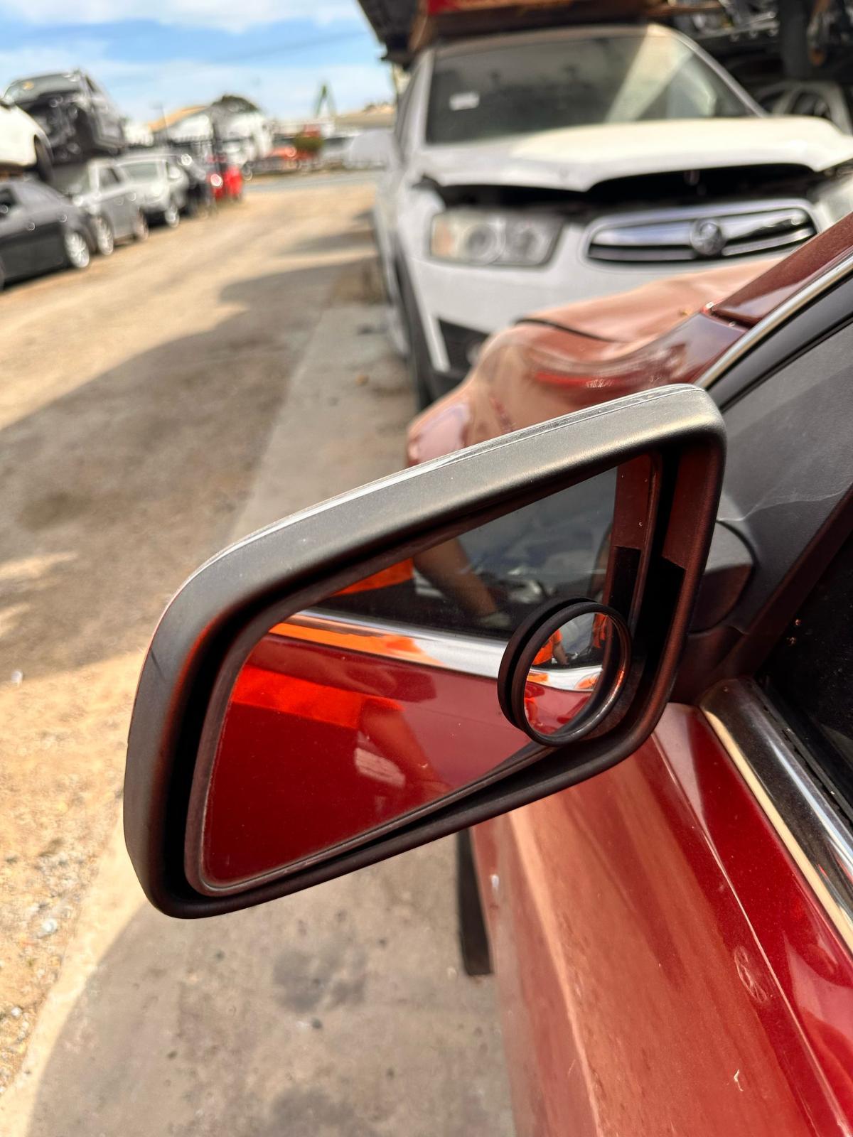 Right Rear Door Sliding Commodore Holden 2007