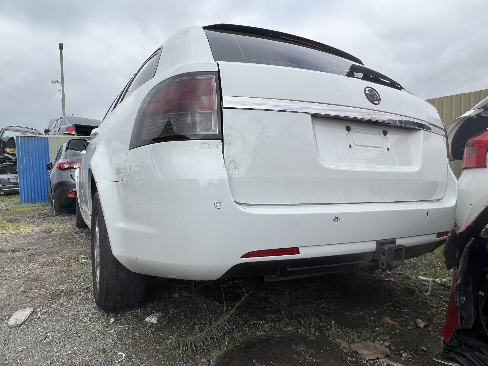 Right Rear Door Sliding Commodore Holden 2009